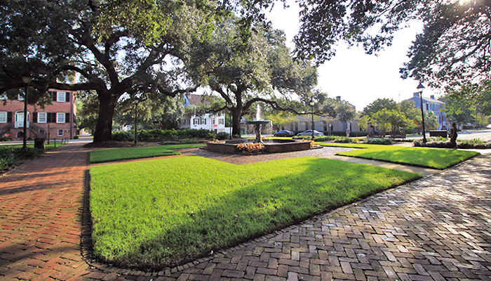 Columbia Square - Savannah, GA | Savannah.com